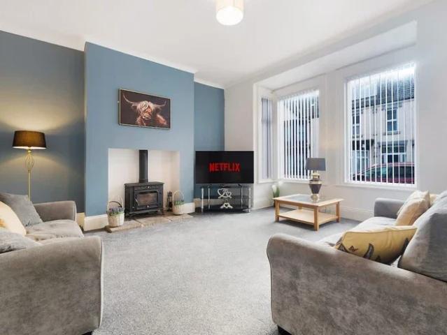 Room at Queen Street, Redcar
