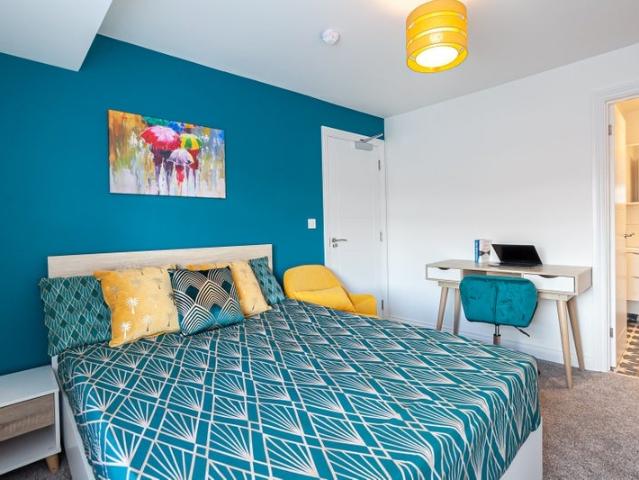Room at Queen Street, Royton