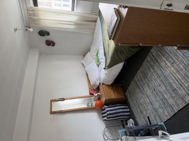 Room at Queen's Drive, Greater London