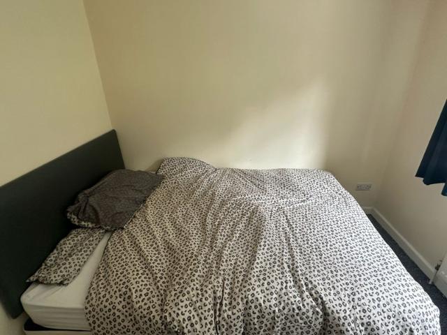 Room at Queens Drive, Rochdale