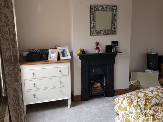 Room at Queen's Road, Maidstone