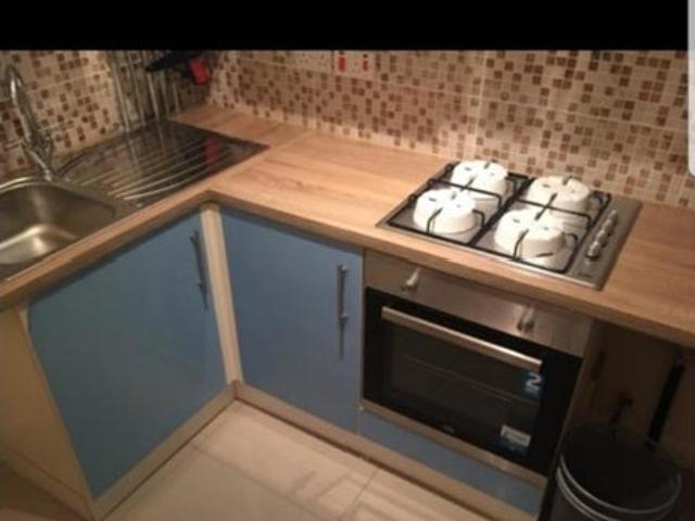 Room at Queen's Road, Greater London