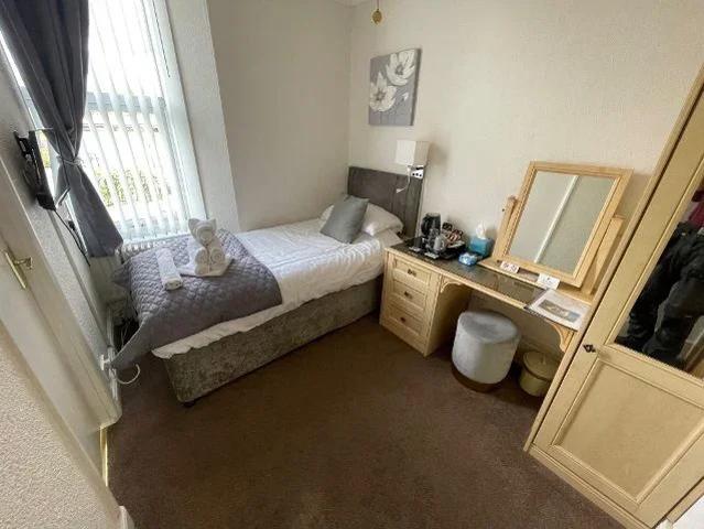 Room at Queen's Road, Paignton