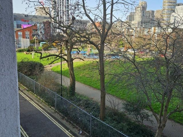Room at Queensdale Crescent, Greater London
