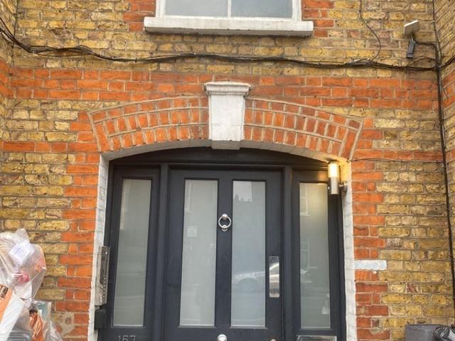 Room at Queenstown Road, Greater London