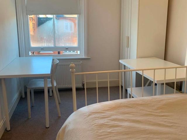 Room at Queenstown Road, Greater London