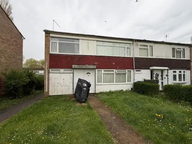 Room at Queensway, Wellingborough