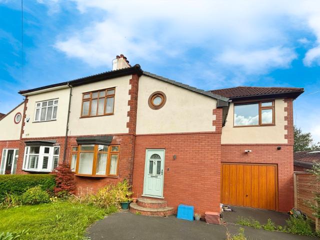 Room at Ruabon Road, Manchester