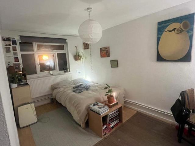 Room at Rushmore Road, Greater London