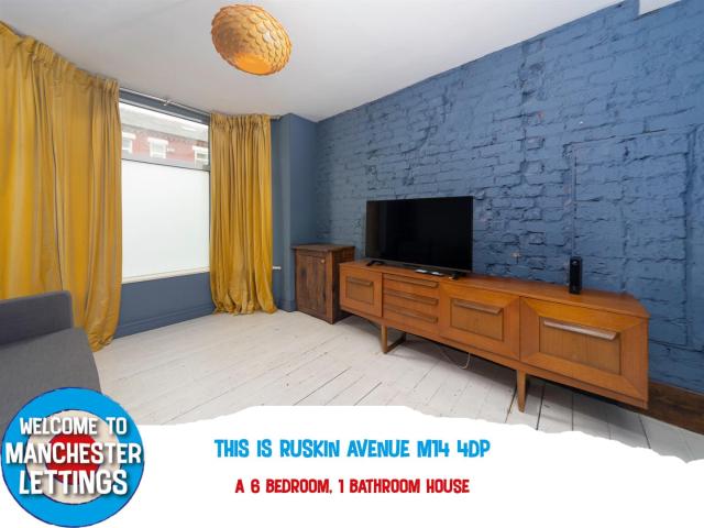 Room at Ruskin Avenue, Manchester