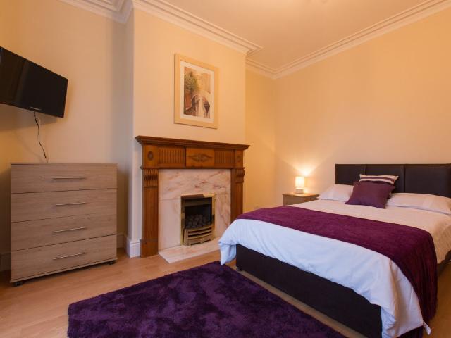 Room at Ruskin Road, Crewe