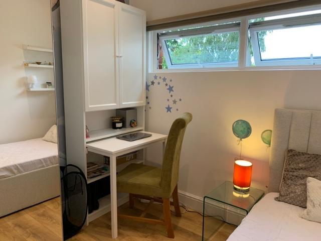 Room at Russell Lane, Greater London