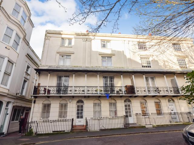 Room at Russell Square, Brighton