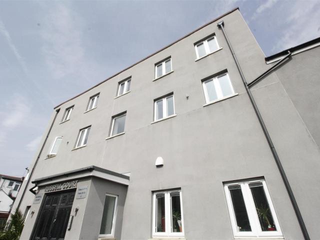 Room at Russell Street, Cardiff