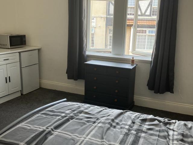 Room at Russell Street, Dudley