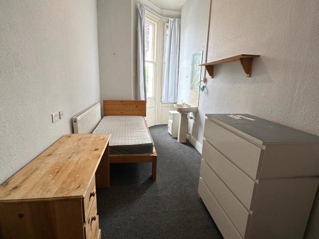Room at Russell Terrace, Royal Leamington Spa