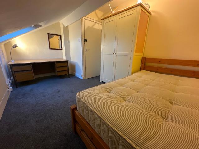 Room at Russell Terrace, Royal Leamington Spa