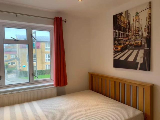 Room at Rustat Road, Cambridge