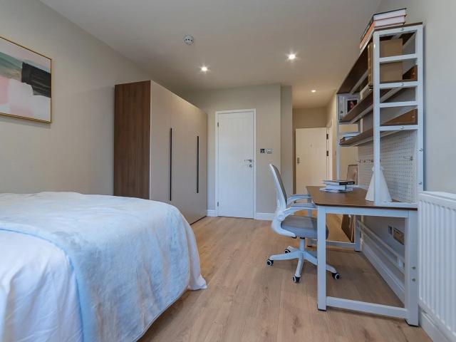 Room at Rural Way, Reigate and Banstead