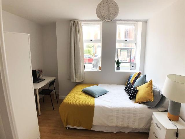 Room at Rutland Road, Rushcliffe