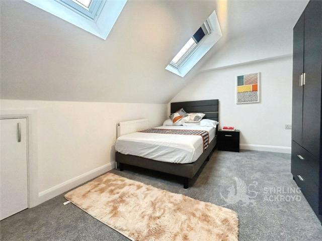 Room at Rydes Avenue, Guildford