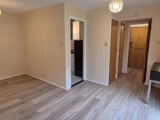 Room at Ryeland Close, Greater London