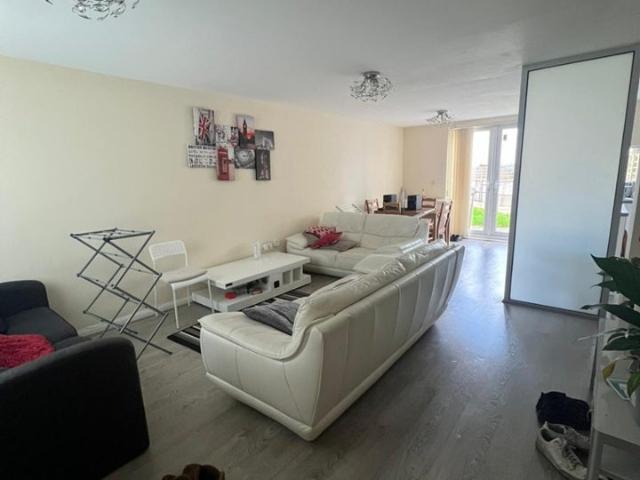 Room at Rylance Street, Manchester