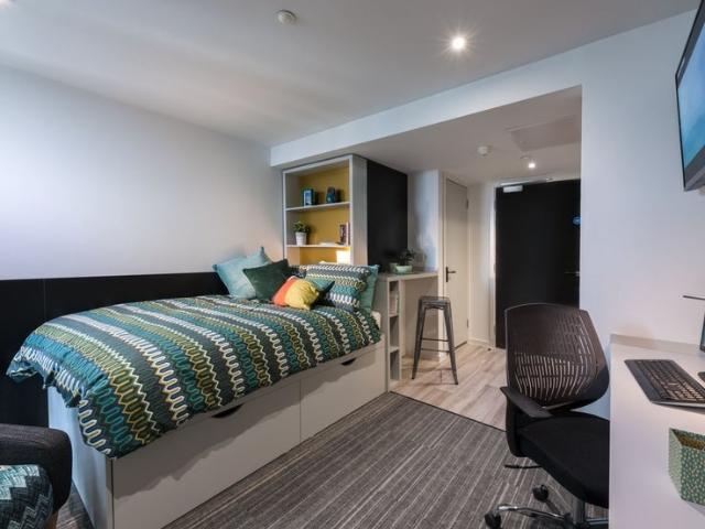 Room at Ryley Street, Coventry