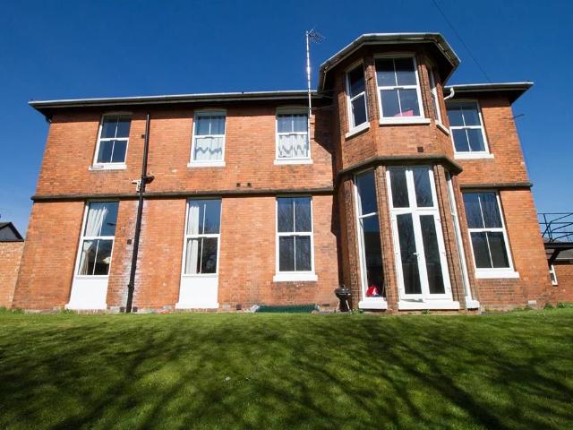 Room at Radmoor Road, Charnwood