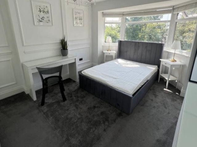 Room at Radcliffe Park Road, Salford