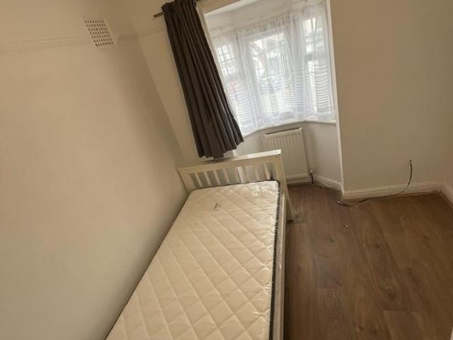 Room at Radcliffe Road, Greater London