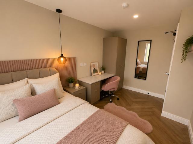 Room at Raddlebarn Road, Birmingham