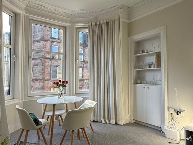 Room at Raeburn Place, City of Edinburgh