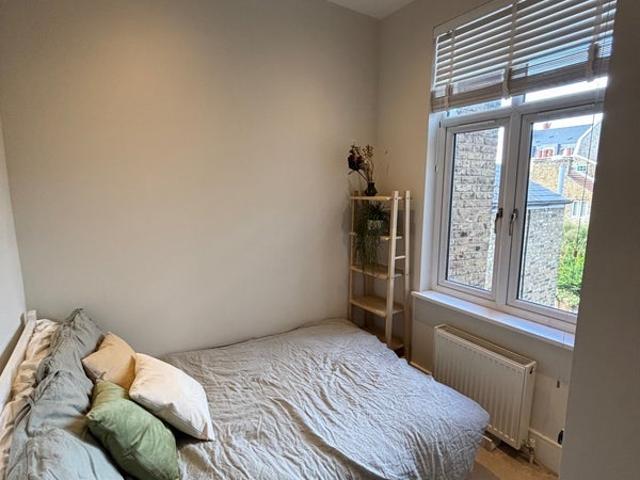 Room at Railton Road, Greater London