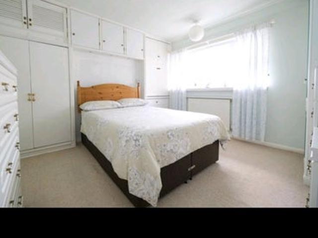 Room at Ramsden Road, Greater London