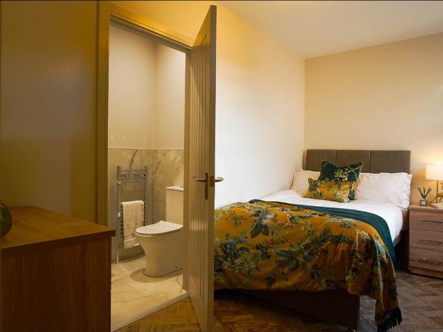 Room at Ramuz Drive, Southend on Sea