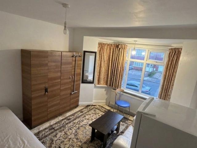 Room at Randall Avenue, Greater London