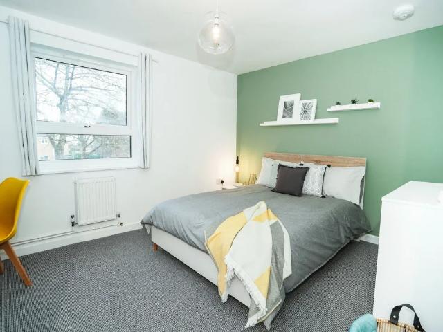 Room at Randlay Avenue, Telford