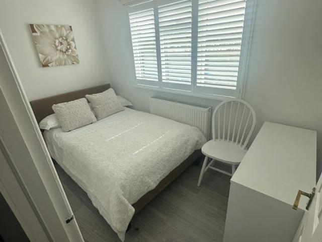 Room at Rangefield Road, Greater London