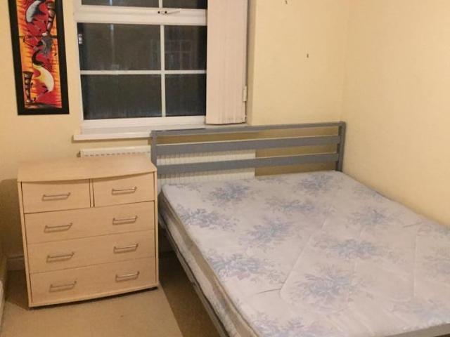 Room at Rathbone Road, Sandwell