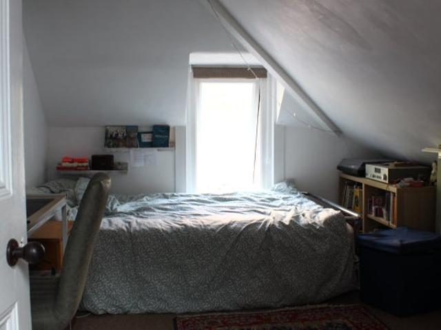 Room at Ravenswood Road, Bristol