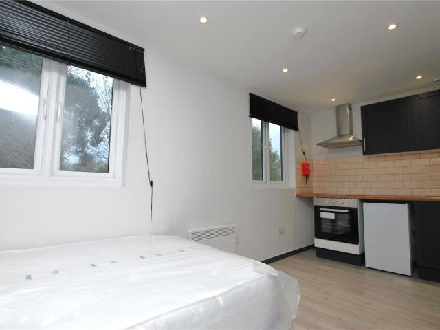 Room at Raymond Crescent, Guildford