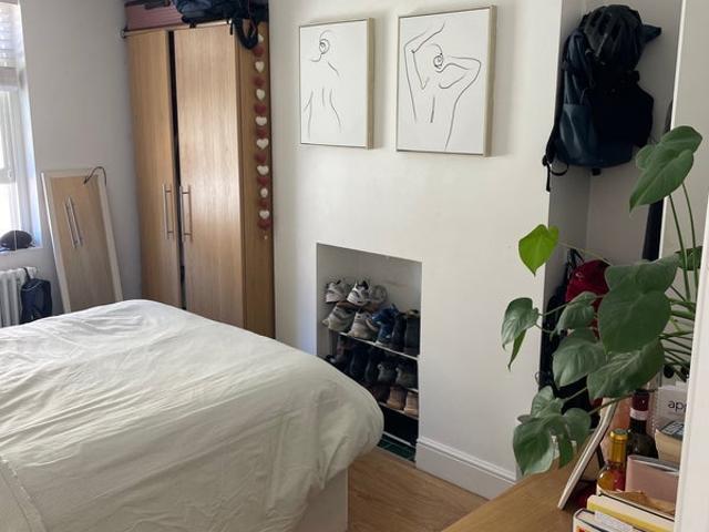 Room at Rectory Gardens, Greater London