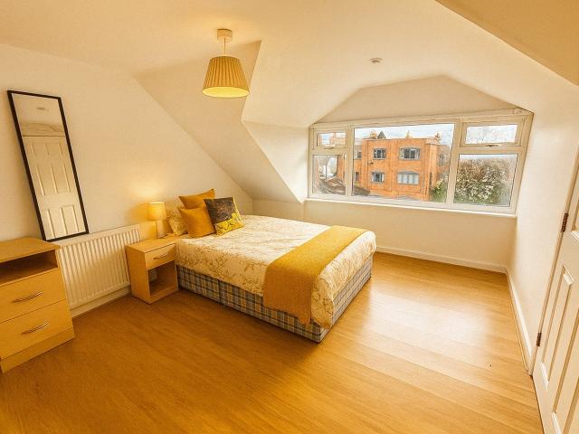 Room at Rectory Road, Oxford