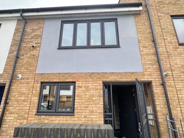 Room at Reculver Road, Greater London