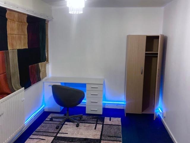 Room at Reginald Road, Greater London