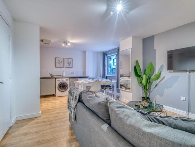 Room at Red Bank, Manchester
