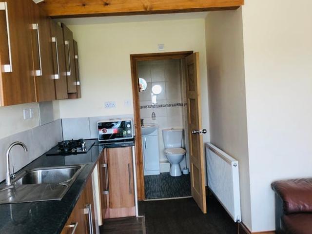 Room at Red Hill, Redhill