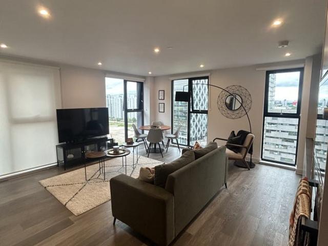 Room at Red, Salford