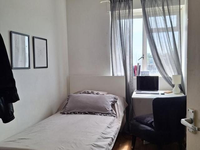 Room at Redmans Road, Greater London